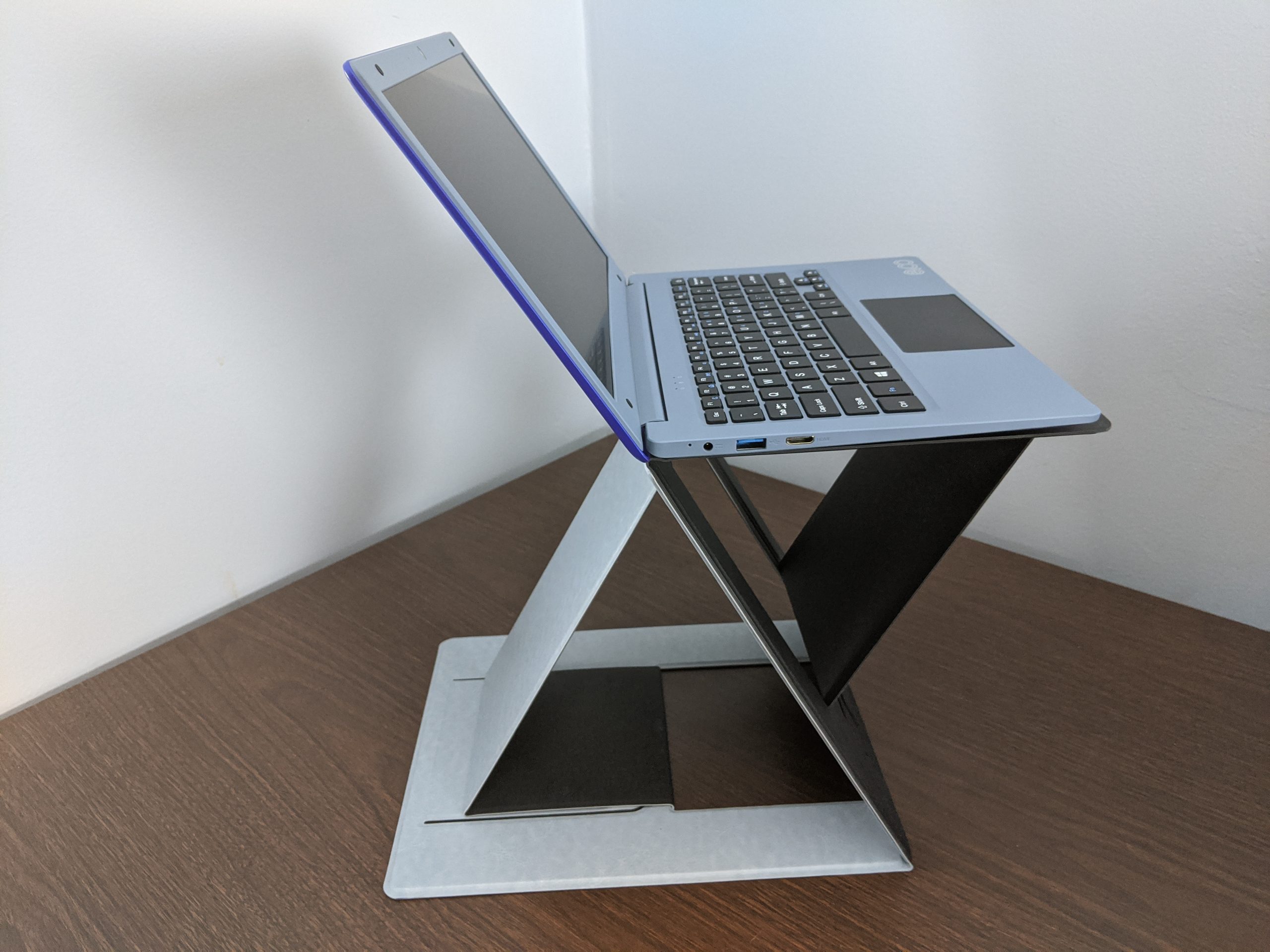 We bought Walmart’s $140 laptop so you wouldn’t have to - Ars Technica