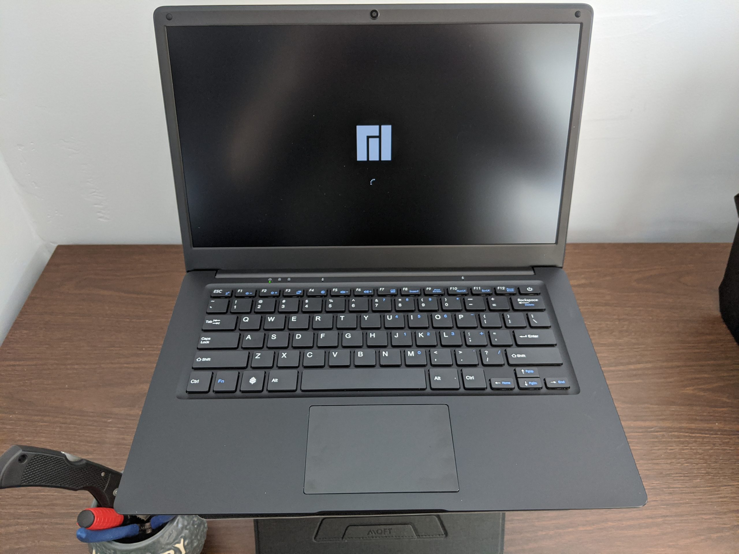 Pinebook Pro review—a $200 FOSS-to-the-hilt magnesium-chassis laptop ...