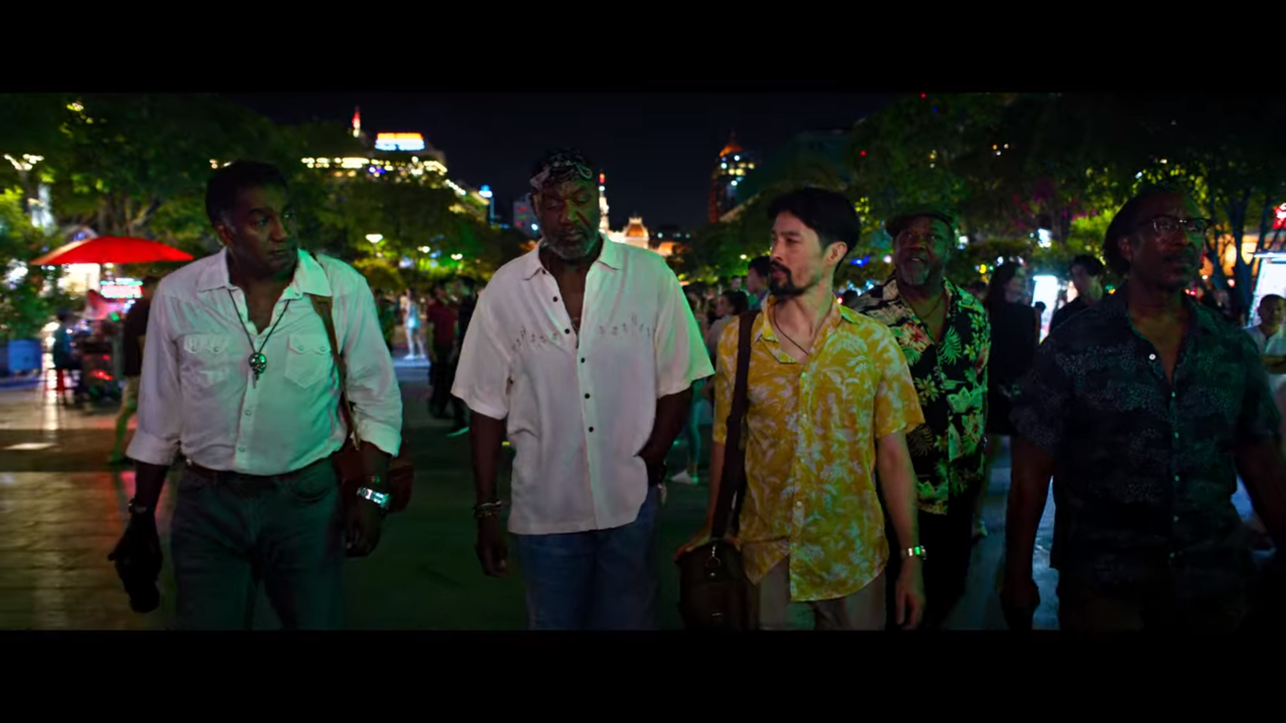 Spike Lee’s Da 5 Bloods is a hard watch, but an easy Netflix ...