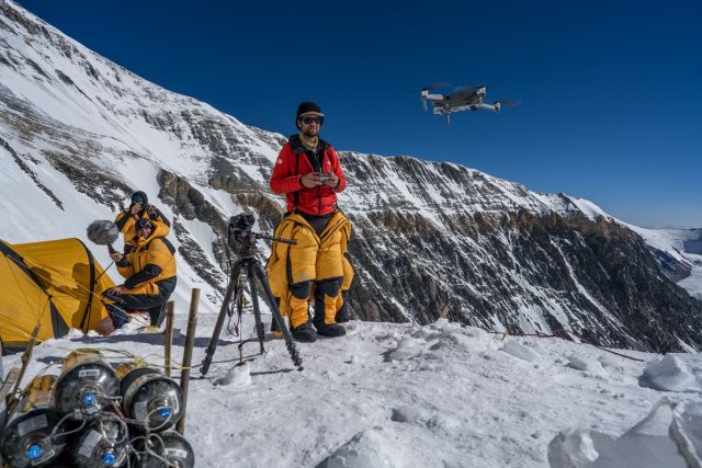 NatGeo expedition hunts for 1924 climber’s body in Lost on Everest ...