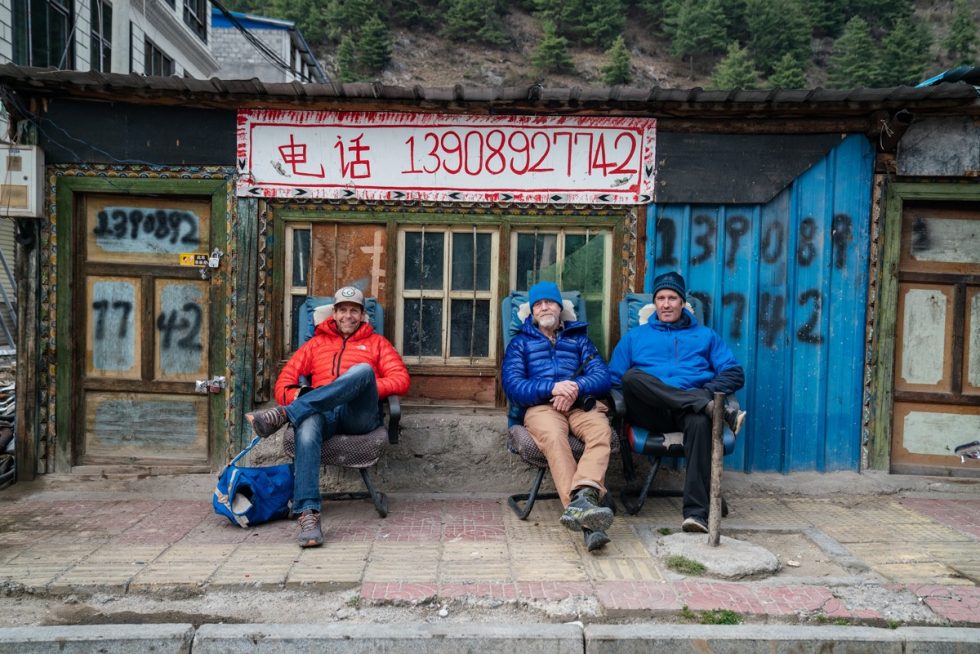 NatGeo expedition hunts for 1924 climber’s body in Lost on Everest ...