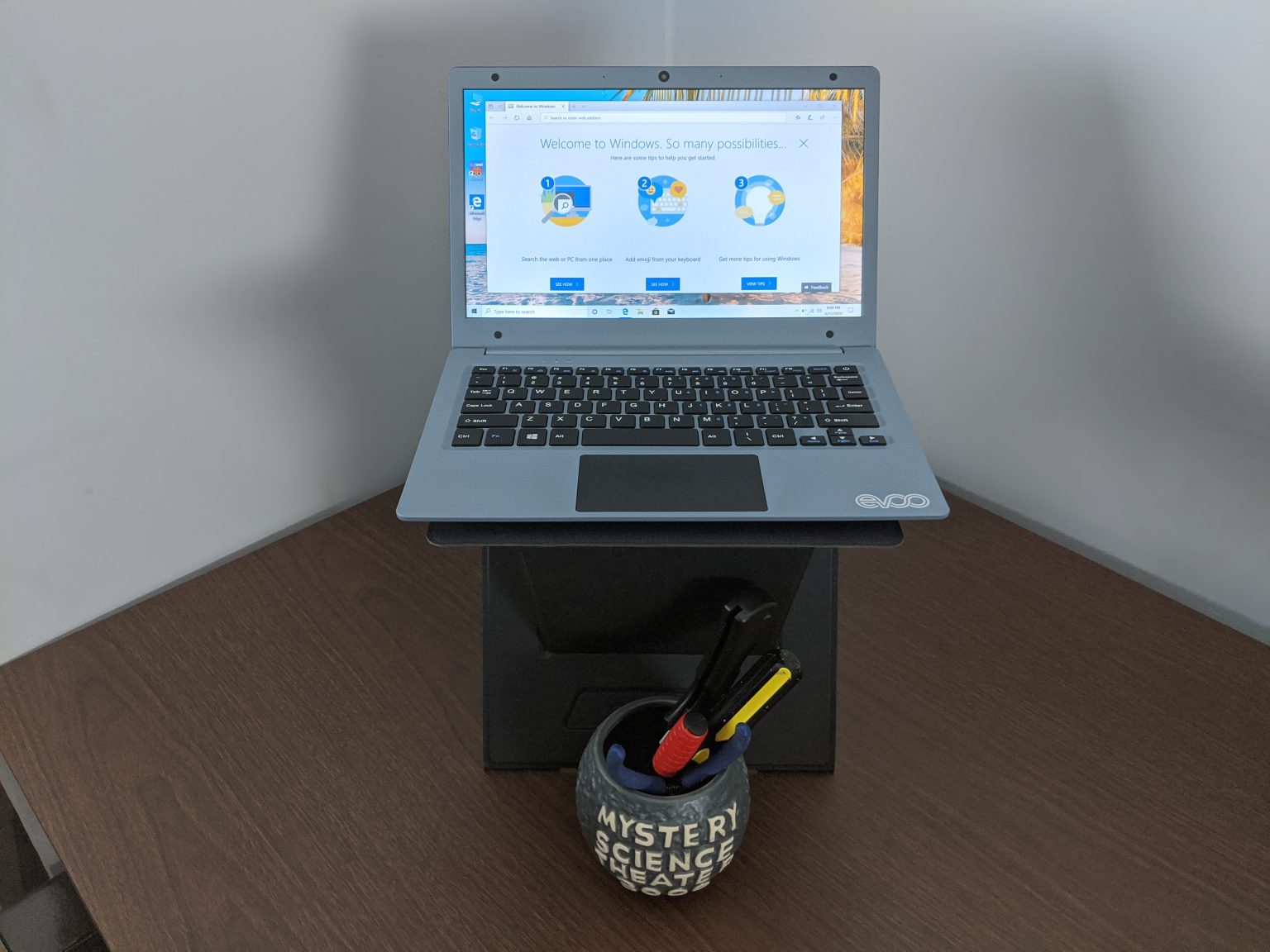 We bought Walmart’s $140 laptop so you wouldn’t have to - Ars Technica