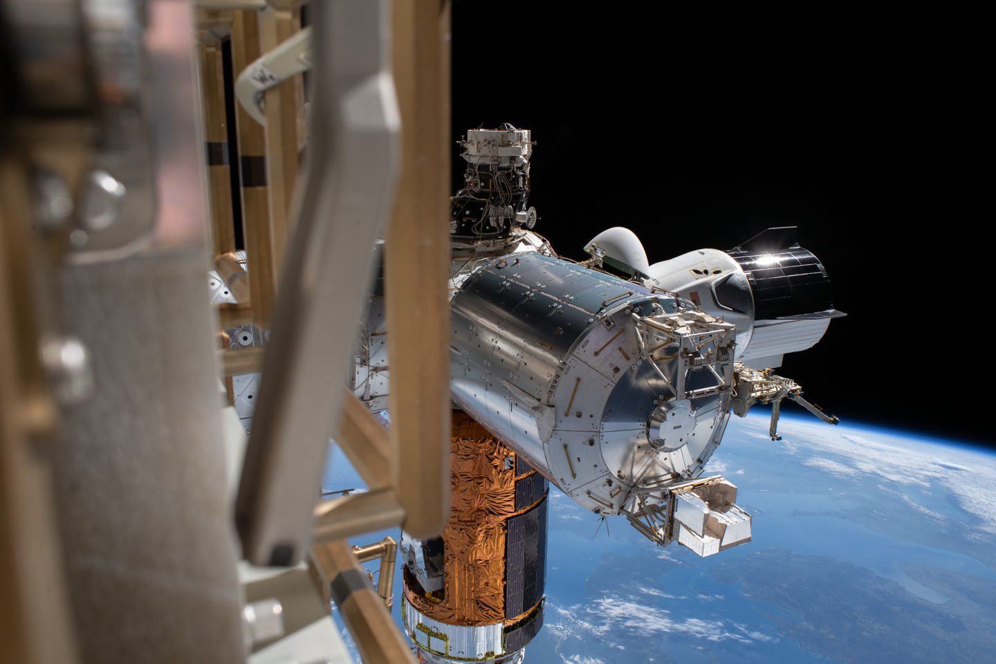 NASA, SpaceX preparing to bring Crew Dragon home this week - Ars Technica