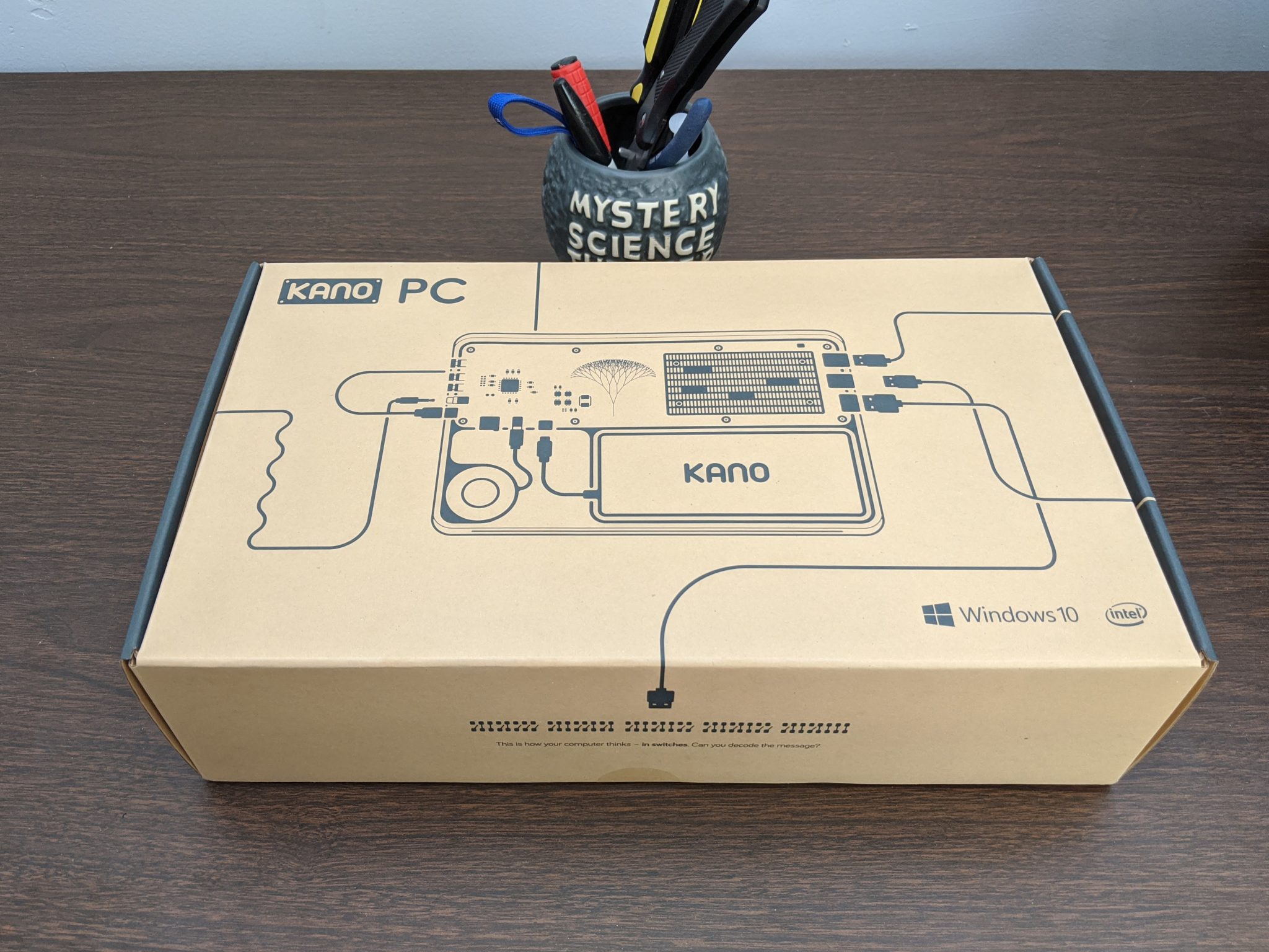 Hands-on: The $300 Kano PC, a “build-it-yourself” Chromebook competitor ...