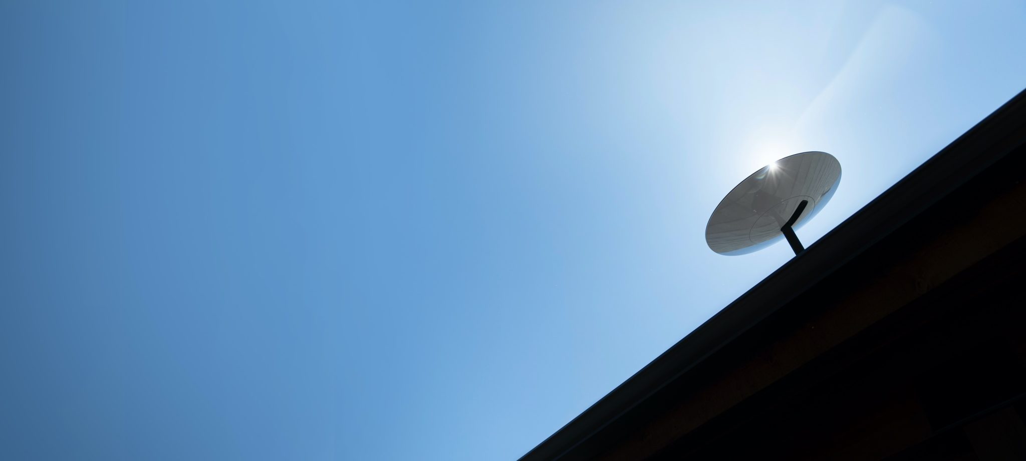 Details on SpaceX Starlink beta emerge along with photos of user ...