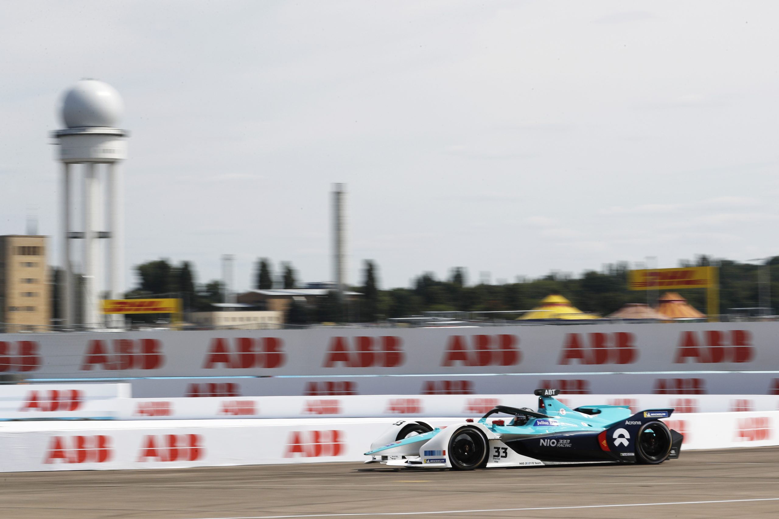 Formula E returns today with the first of six races in nine days - Ars ...