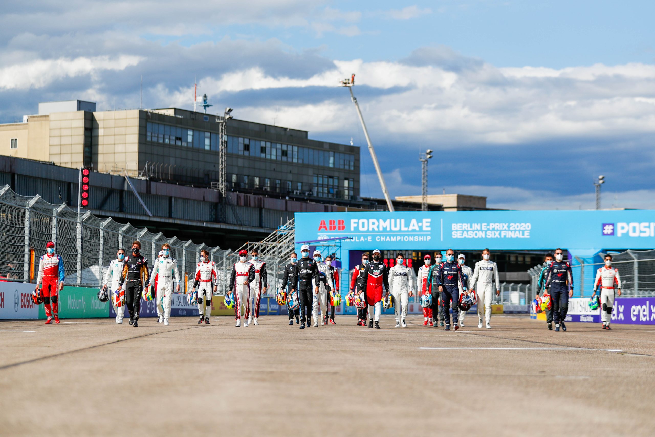 Formula E returns today with the first of six races in nine days - Ars ...