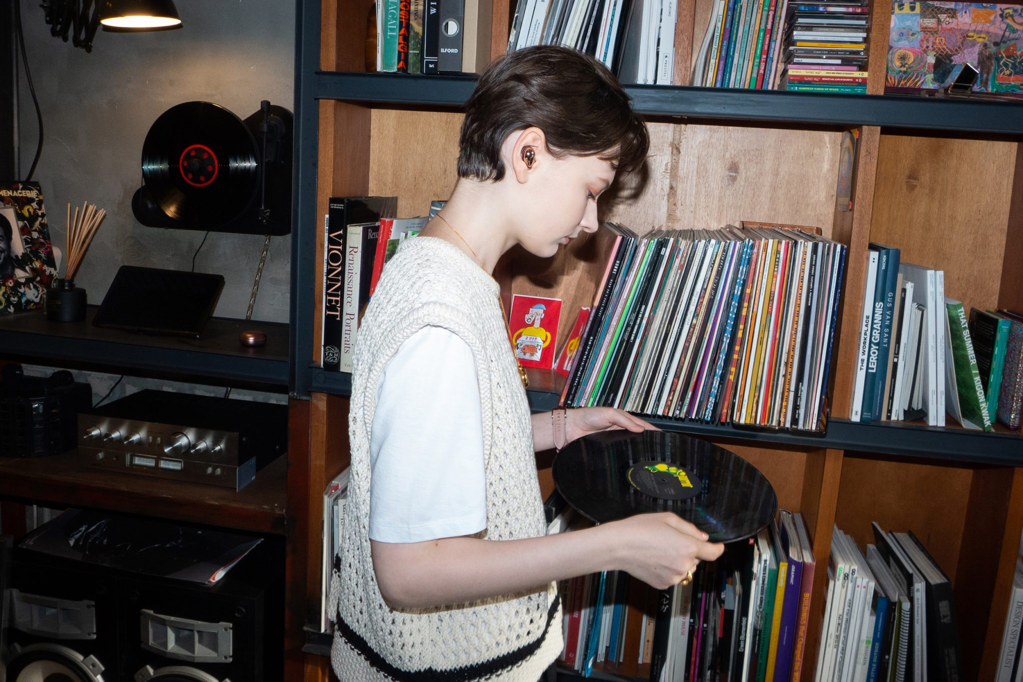 Samsung’s “beans” earbuds are here, and they’re called the Galaxy Buds ...