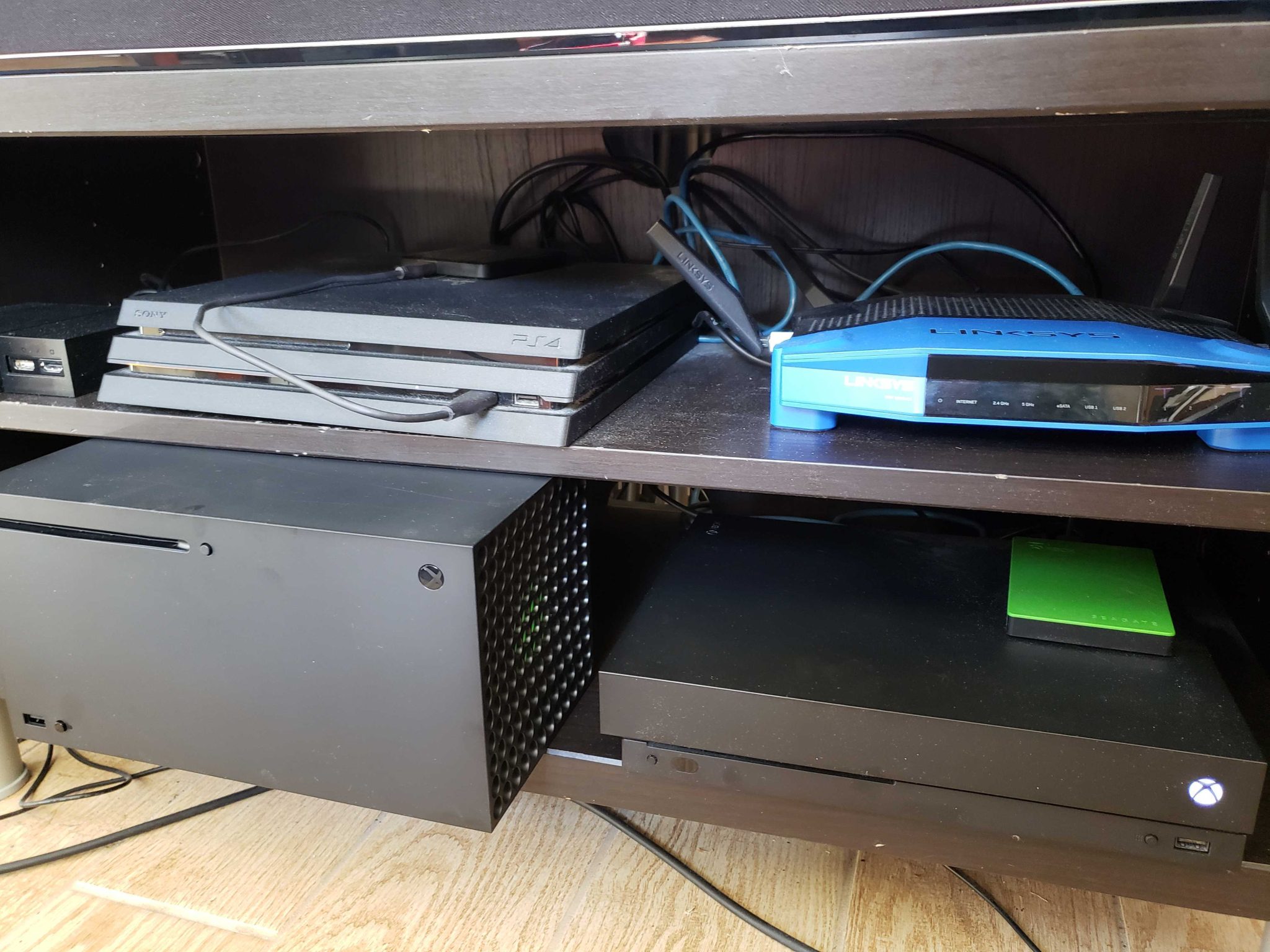 Xbox Series X hands-on: The big back-compat dive begins [Updated] - Ars ...