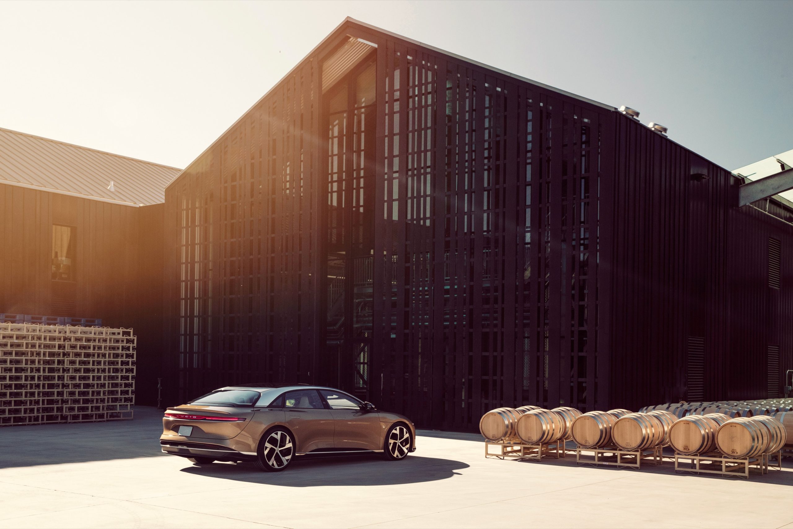 Lucid announces the price and specs for the Air electric sedan - Ars ...