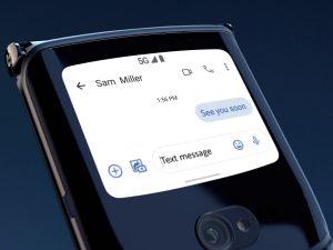 Motorola says “new” Moto Razrs shouldn’t arrive in used condition ...