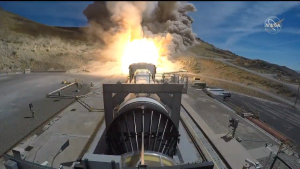 NASA tests a booster that produces 3 million pounds of thrust - Ars ...