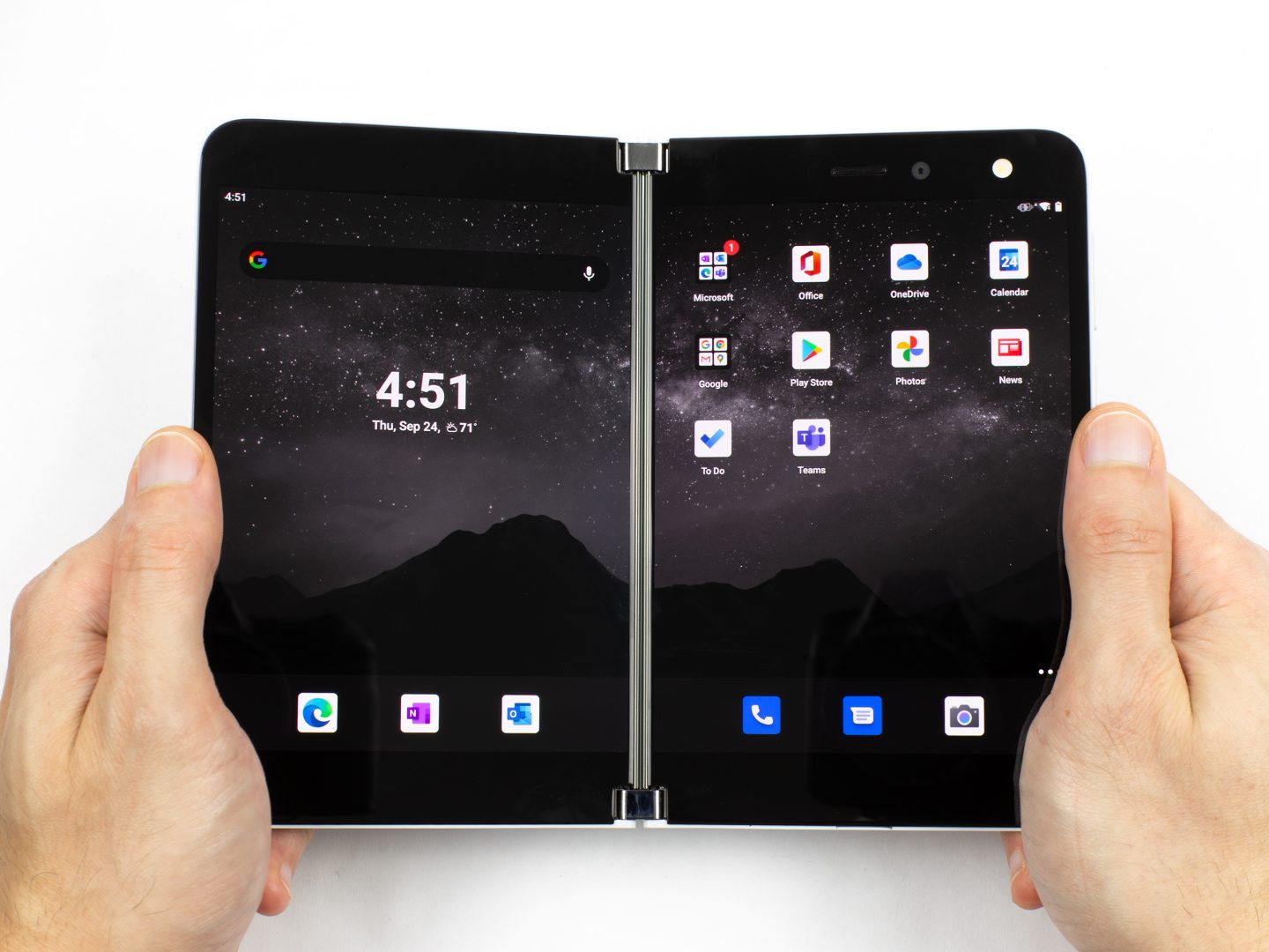 Microsoft’s Surface Duo falls even lower, now almost $1000 off - Ars ...