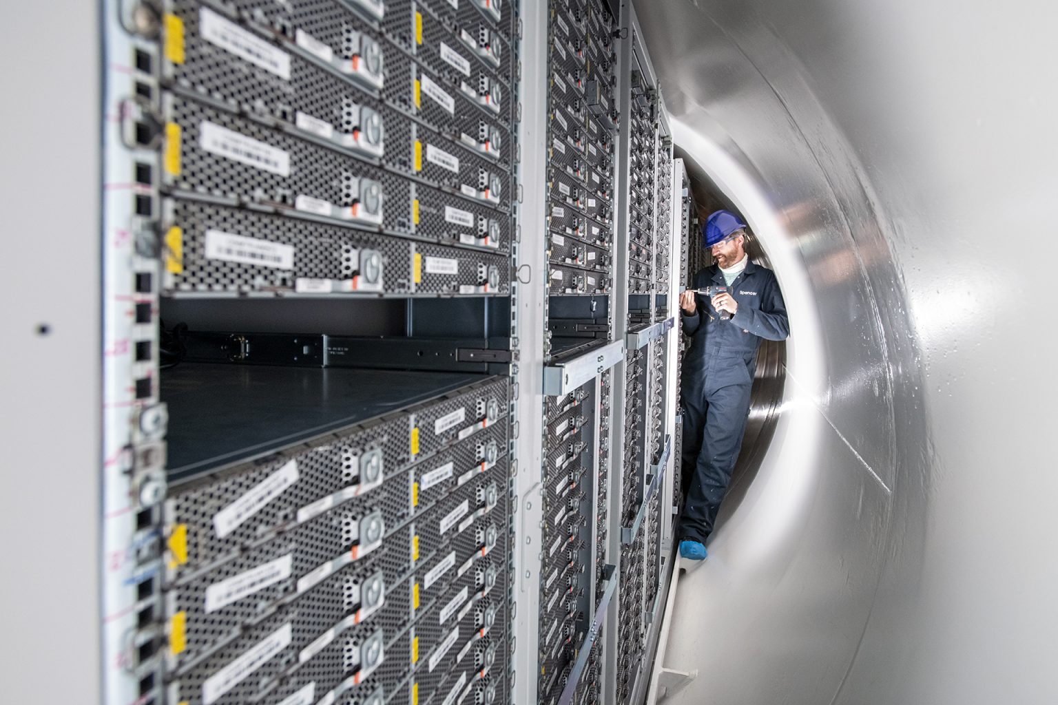 Microsoft declares its underwater data center test was a success - Ars ...