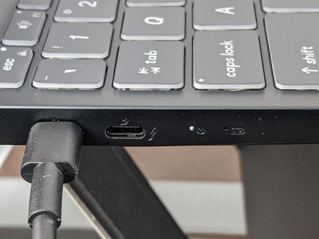 Hands-on with Intel’s i7-1185G7 Tiger Lake prototype laptop - Ars Technica