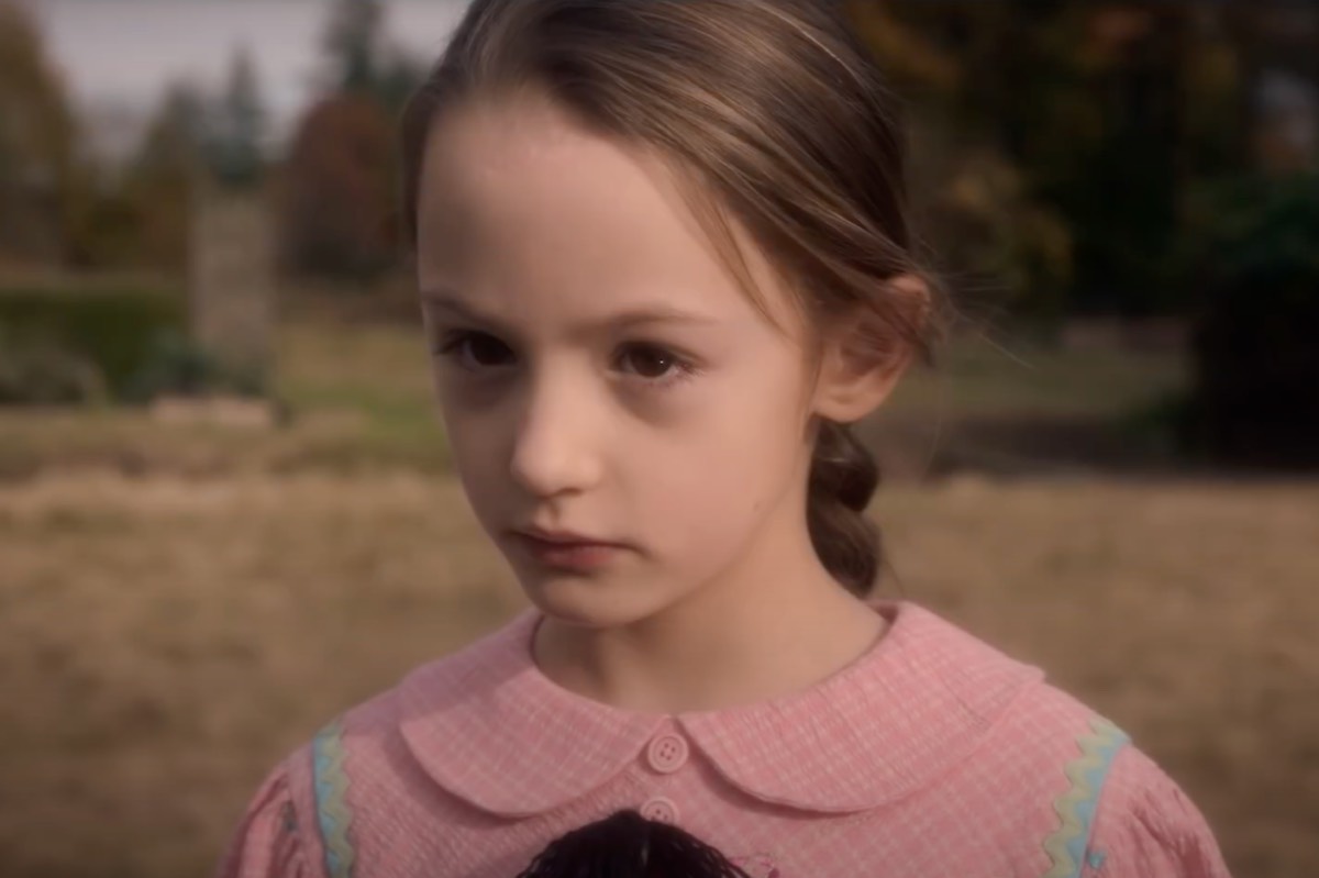 Sinister trailer for Haunting of Bly Manor looks like a classic ghost ...