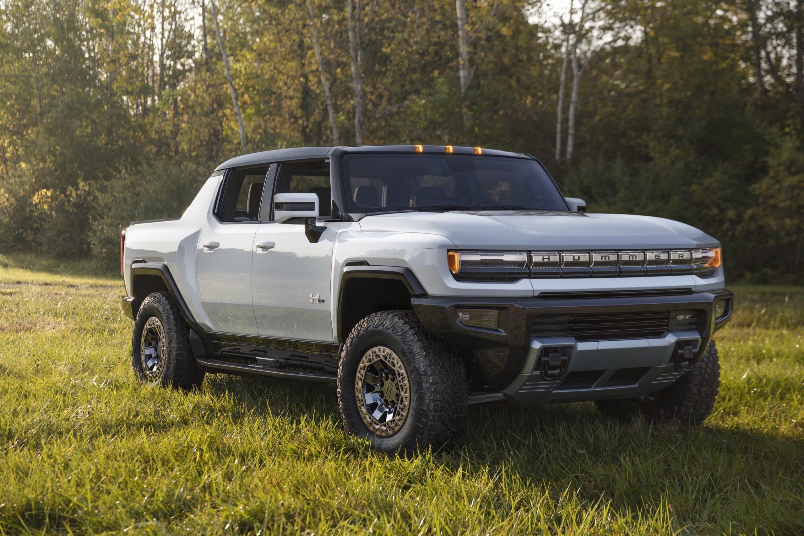 American excess is back with the 1 000hp 2022 GMC Hummer EV truck Ars Technica