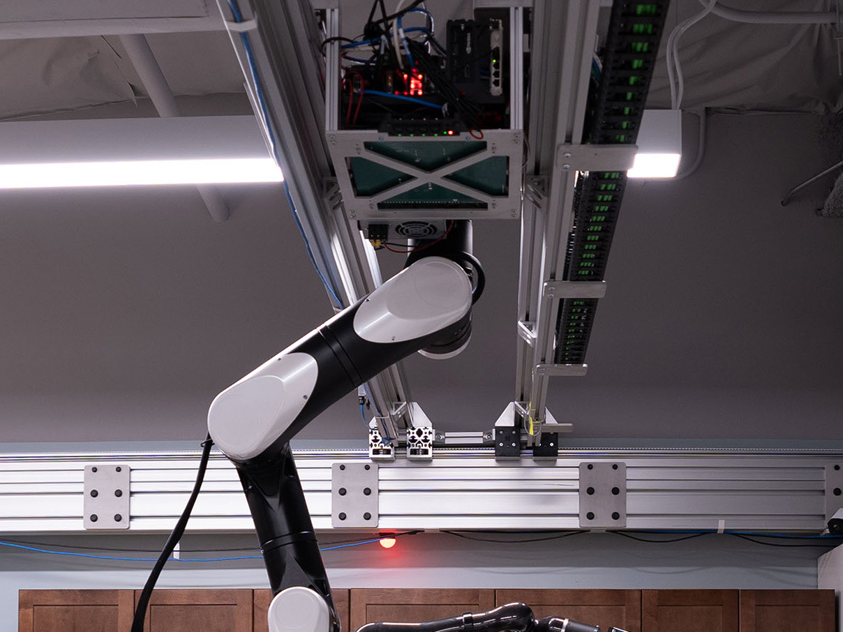 Toyota’s ceiling-mounted robot is like GLaDOS for your kitchen - Ars ...