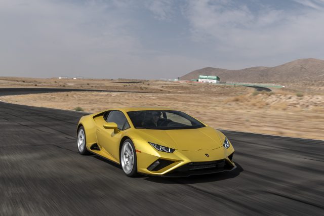 Lamborghini’s Huracán Evo RWD is made for maximum fun, not lap times ...
