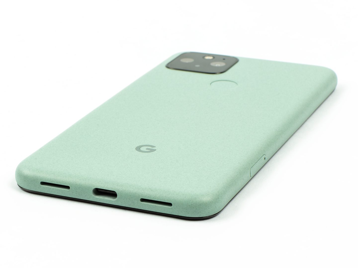Pixel 5 review: Google spends its bill-of-materials budget unwisely ...