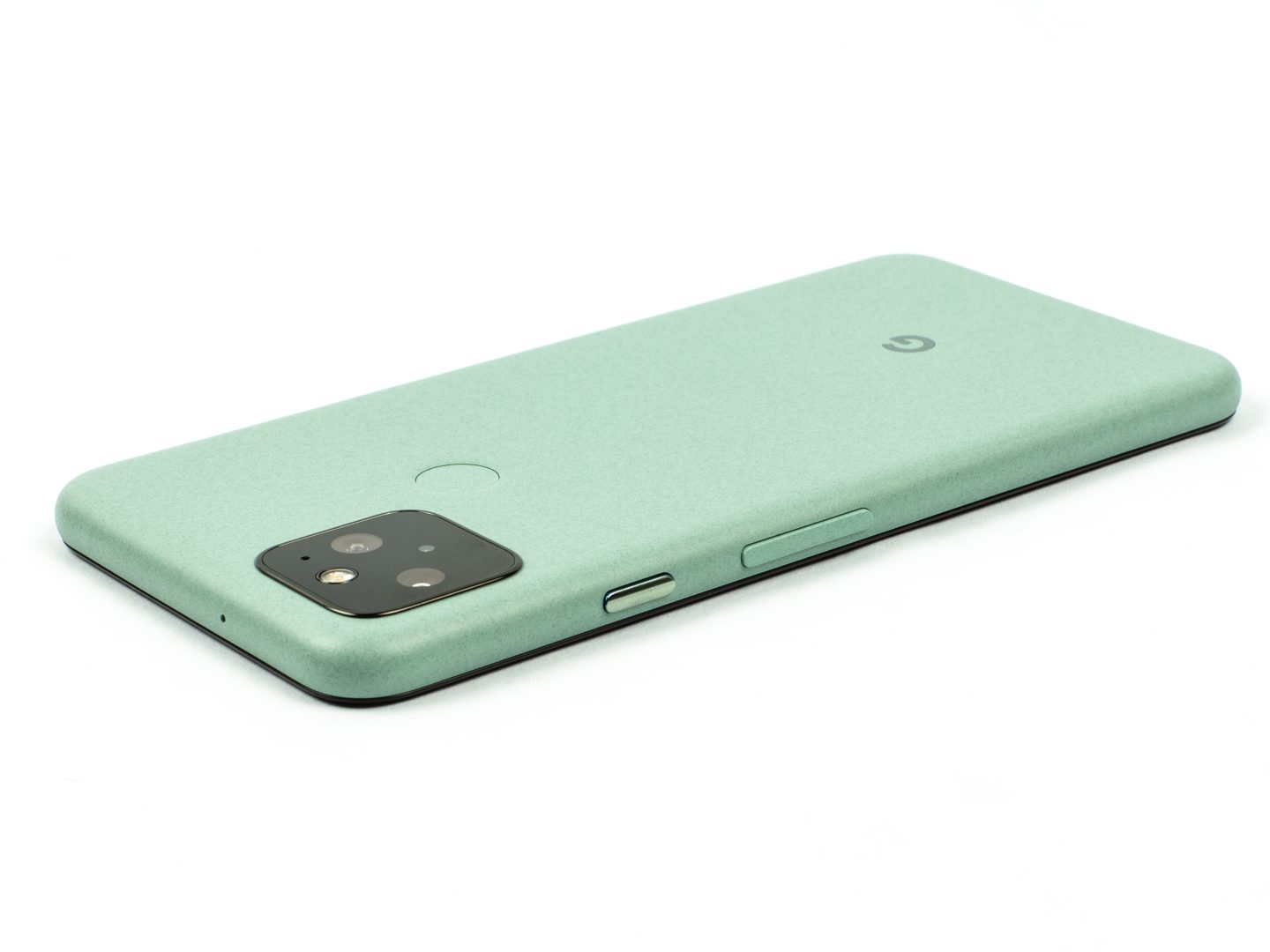 Pixel 5 review: Google spends its bill-of-materials budget unwisely ...