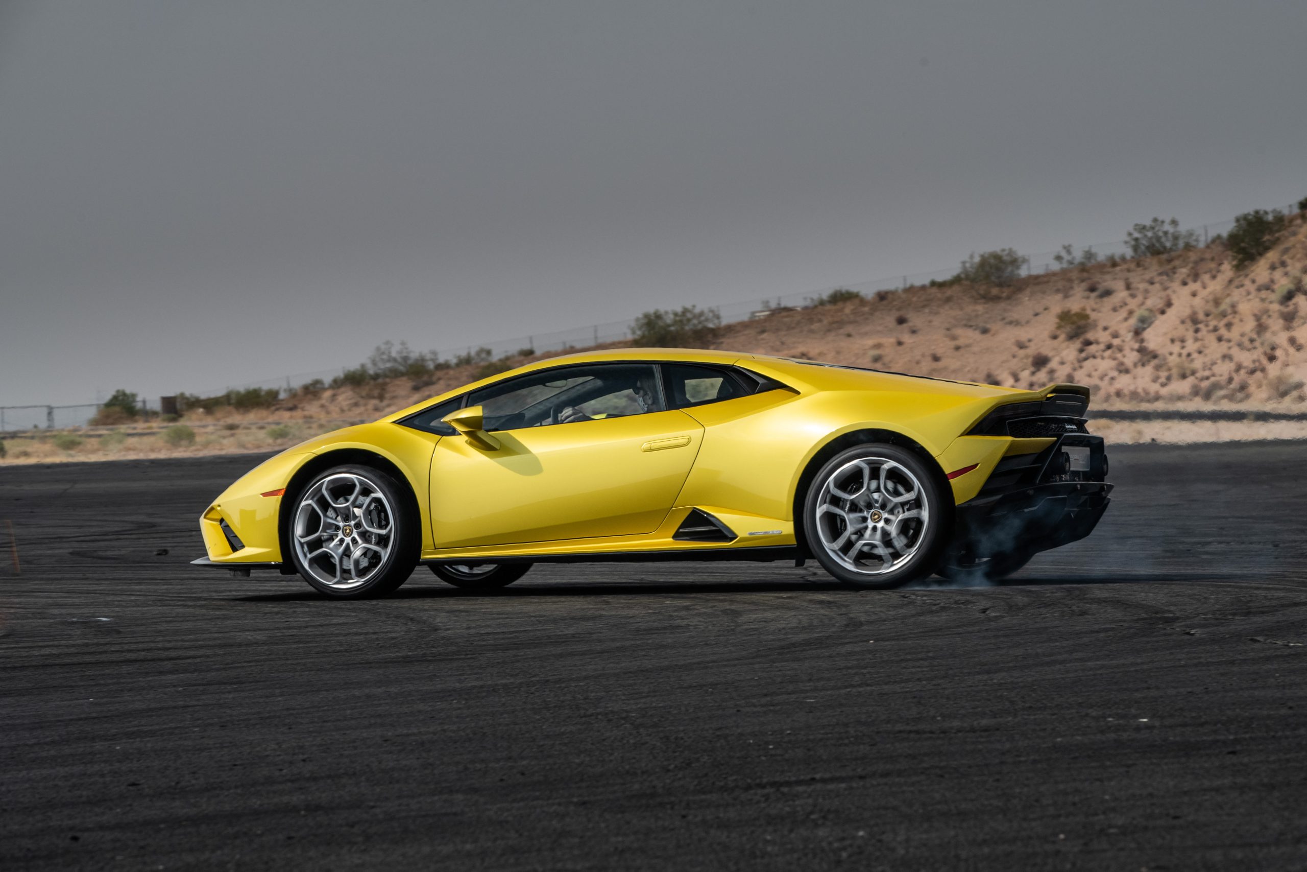 Lamborghini’s Huracán Evo RWD is made for maximum fun, not lap times ...