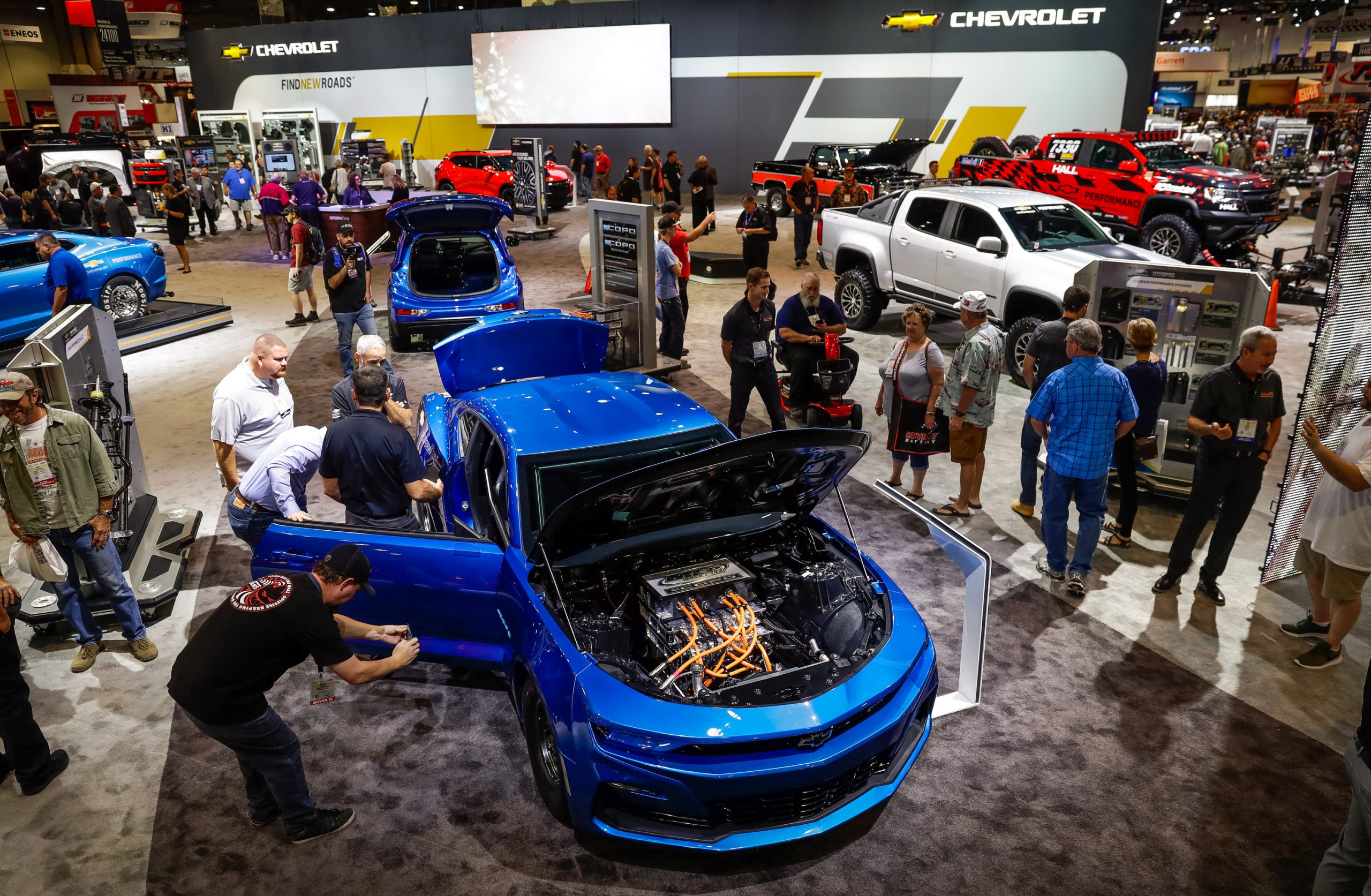 Chevrolet readies an electric crate motor for homebuilt EV hotrods ...