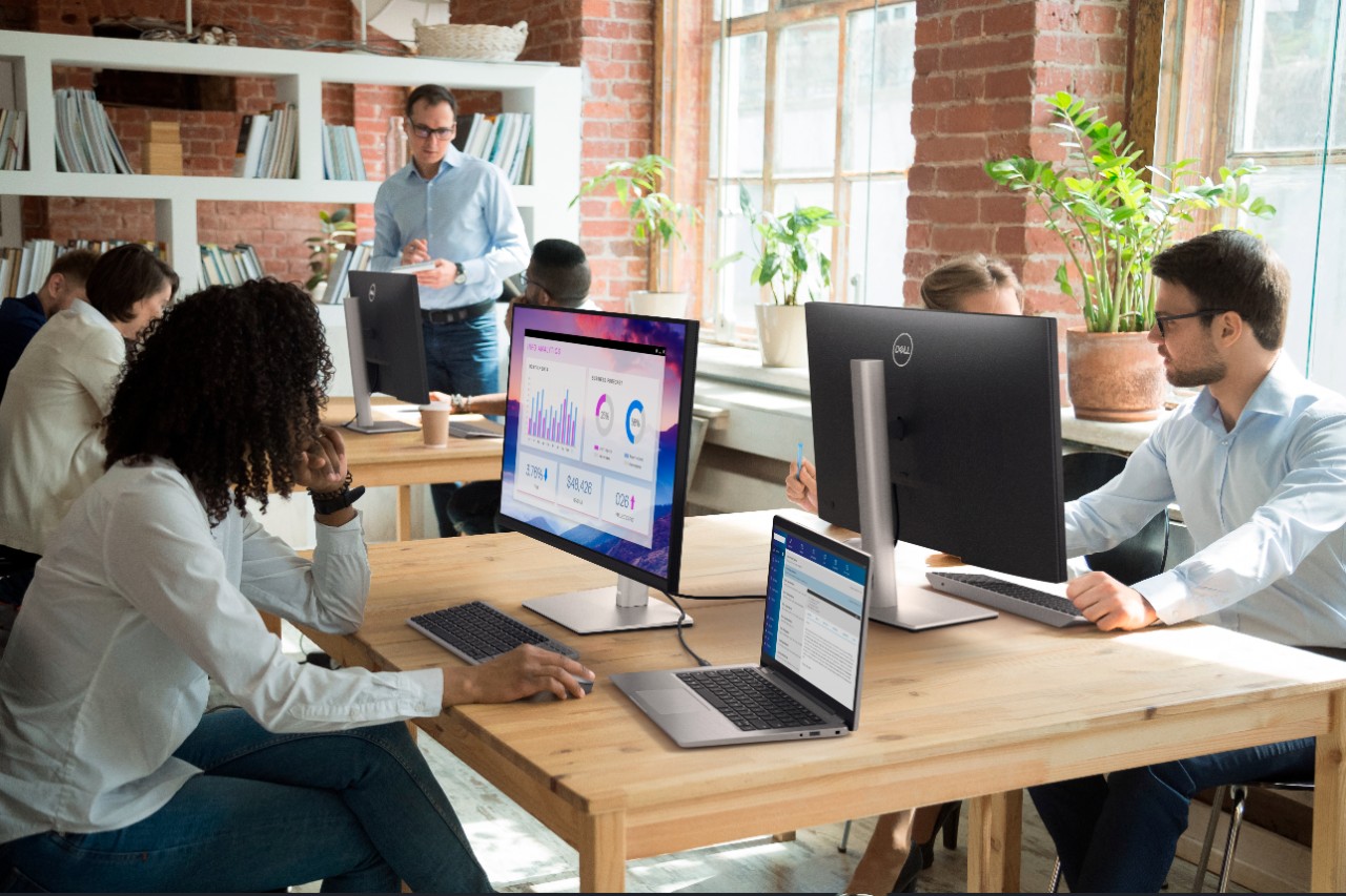 Dell updates its UltraSharp monitor lineup: USB-C, mini-LED ...