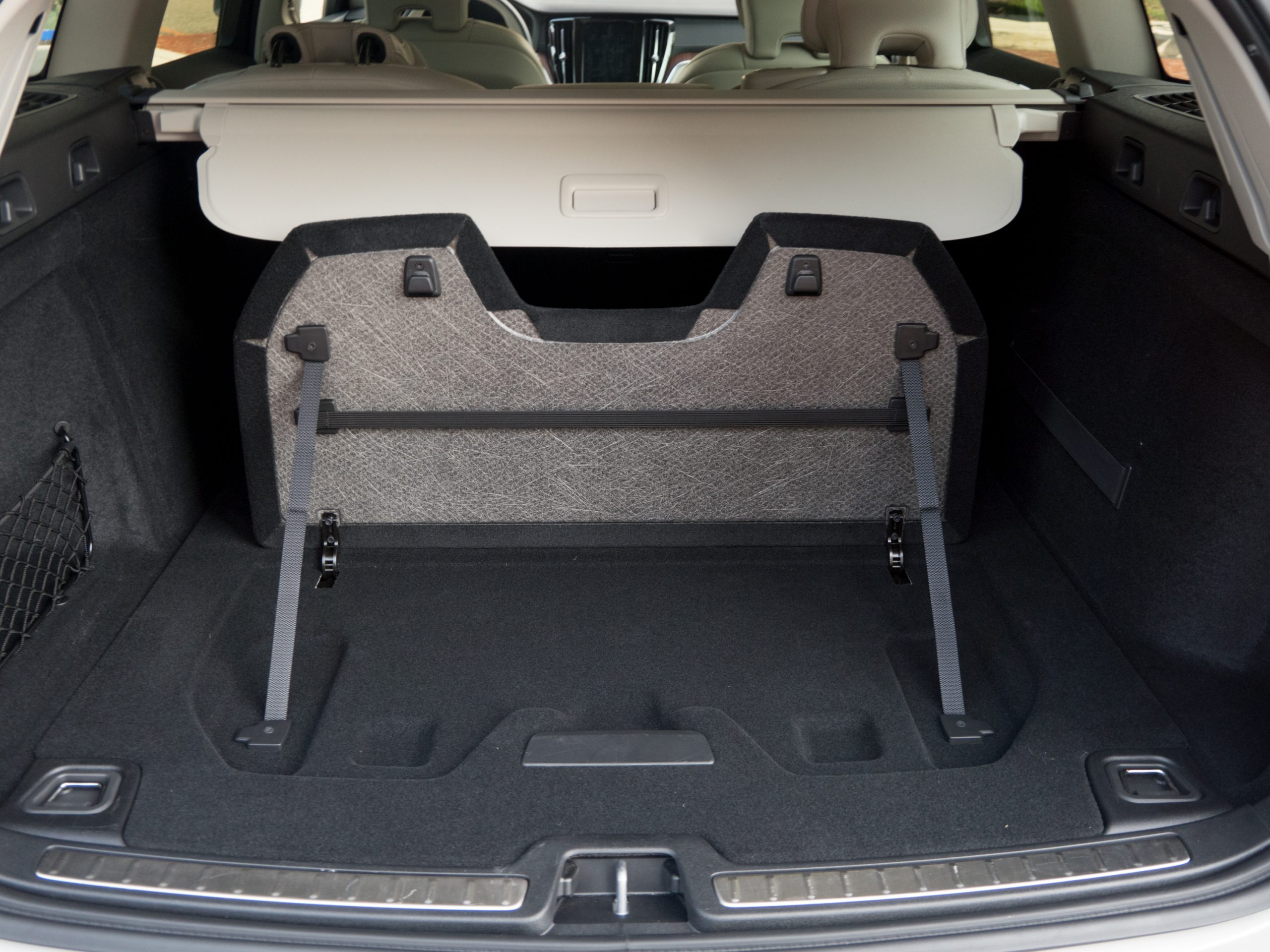 The 2020 Volvo V60 Cross Country: How to ruin a station wagon - Ars ...