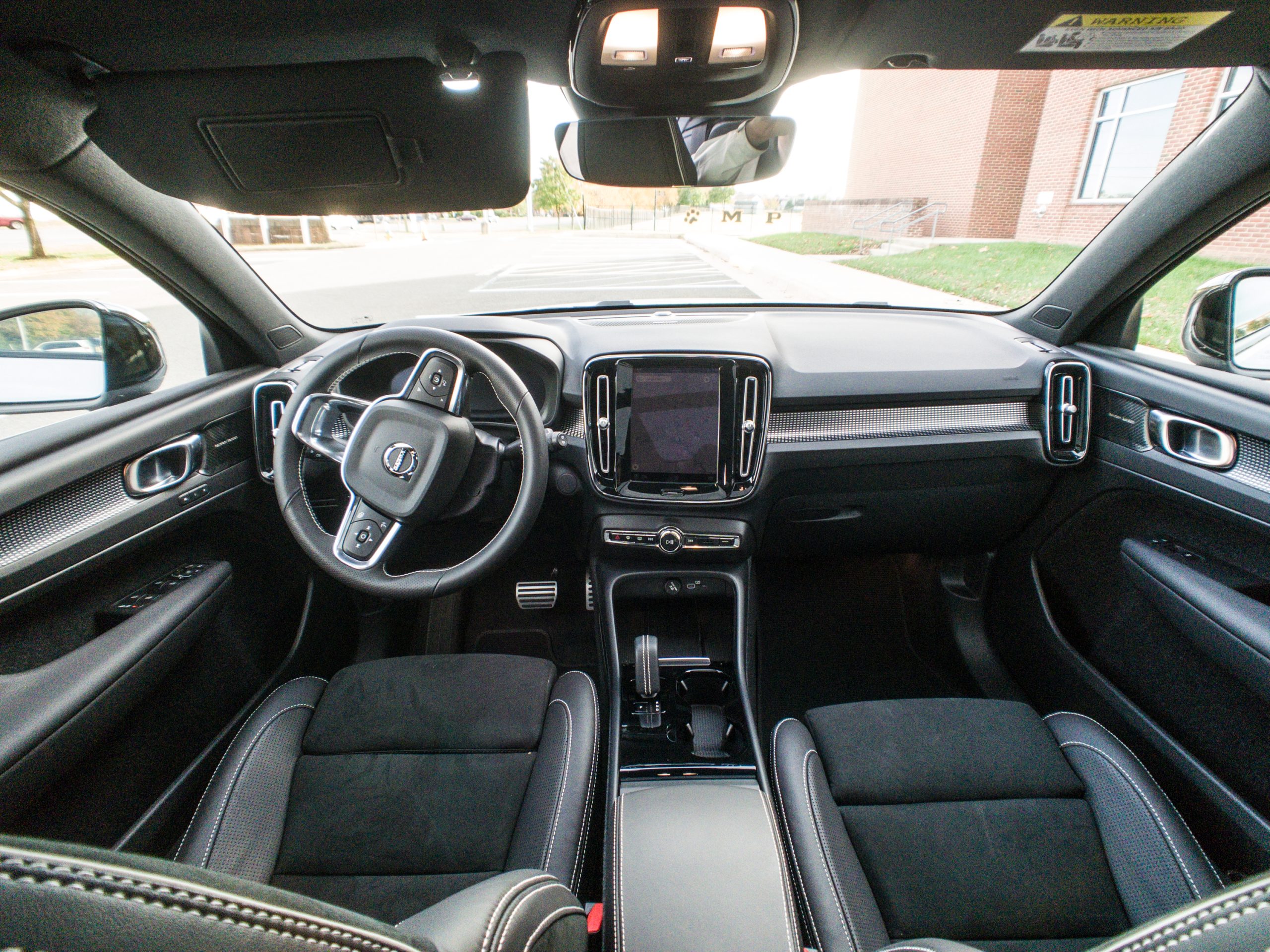The electric Volvo XC40 Recharge: First-drive impressions - Ars Technica