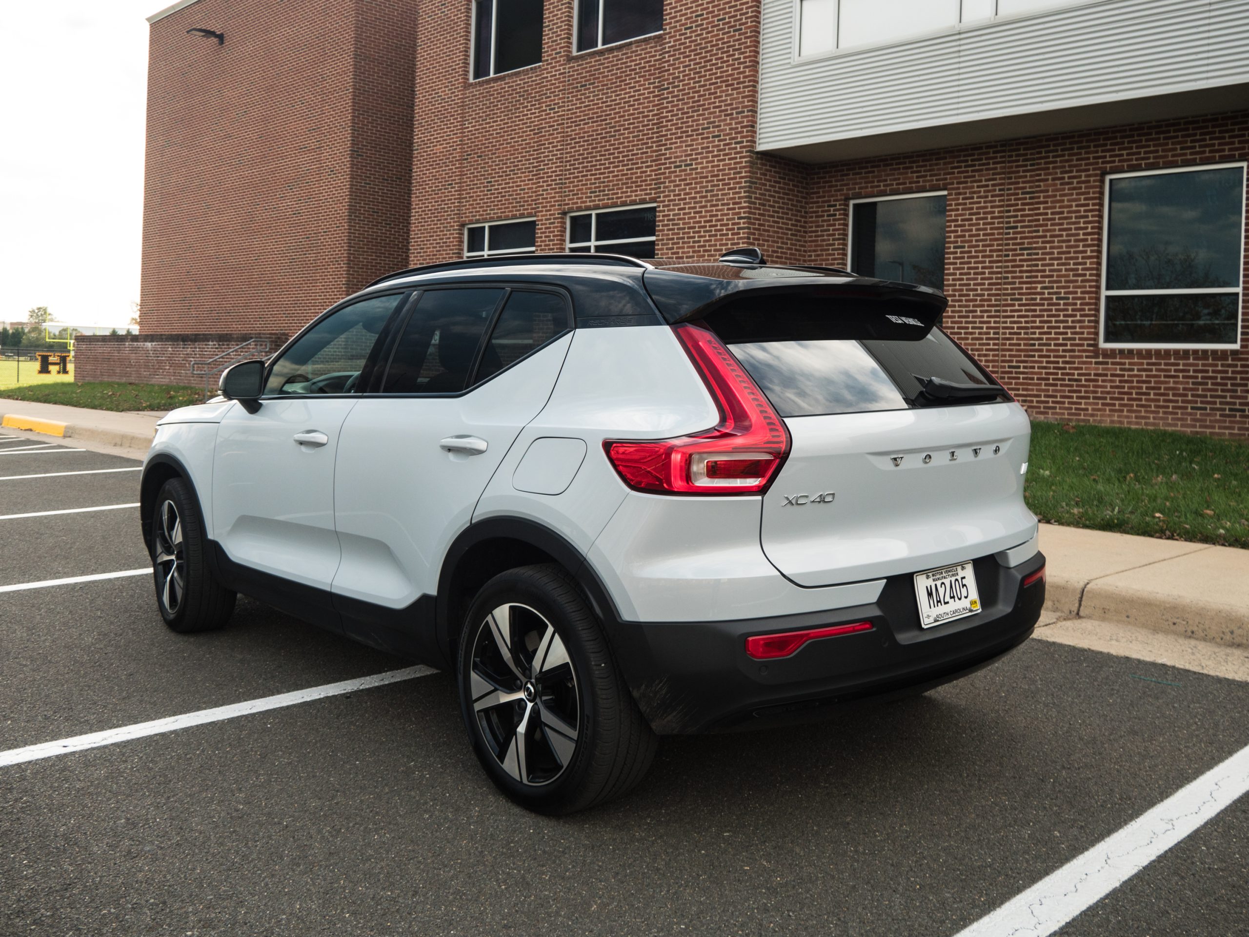 The electric Volvo XC40 Recharge: First-drive impressions - Ars Technica