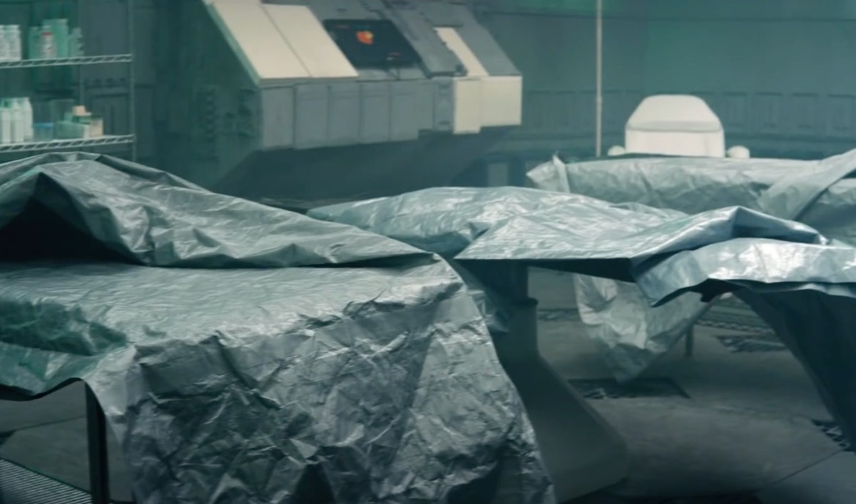 Bruce Willis returns to space to kick some alien derriere in Breach ...