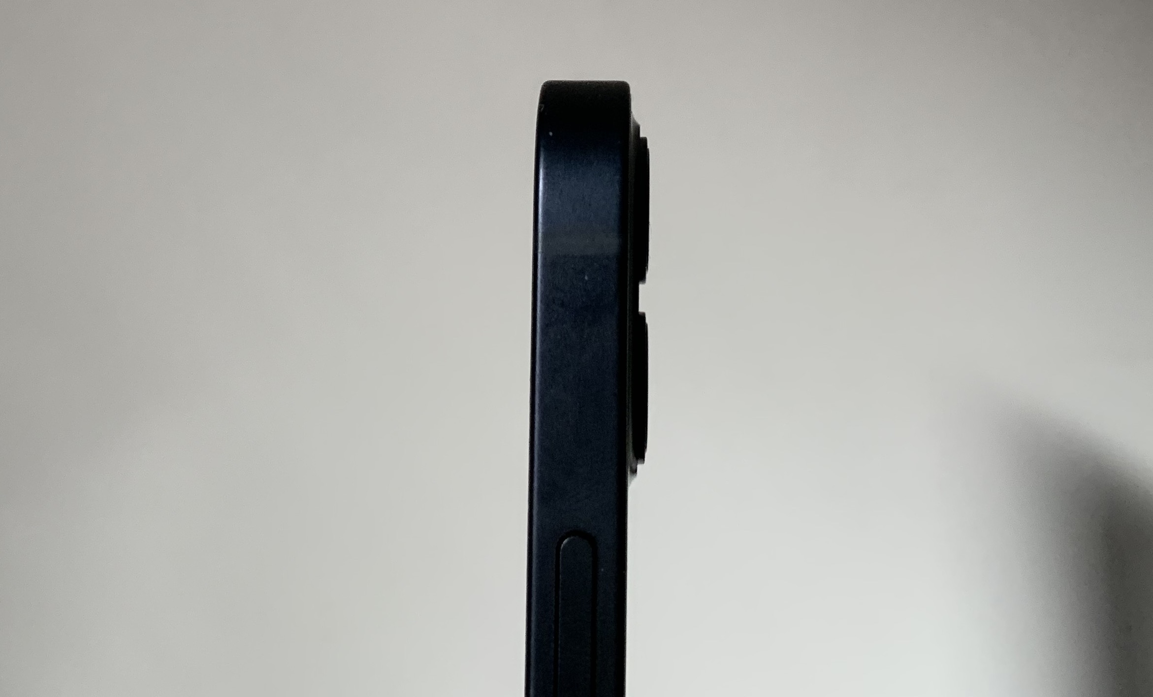 iPhone 12 mini, iPhone 12 Pro Max hands-on: How they compare with the ...