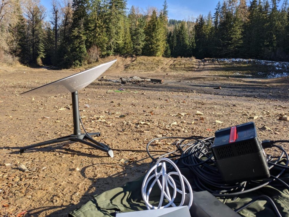SpaceX Starlink users provide first impressions and unboxing pictures ...