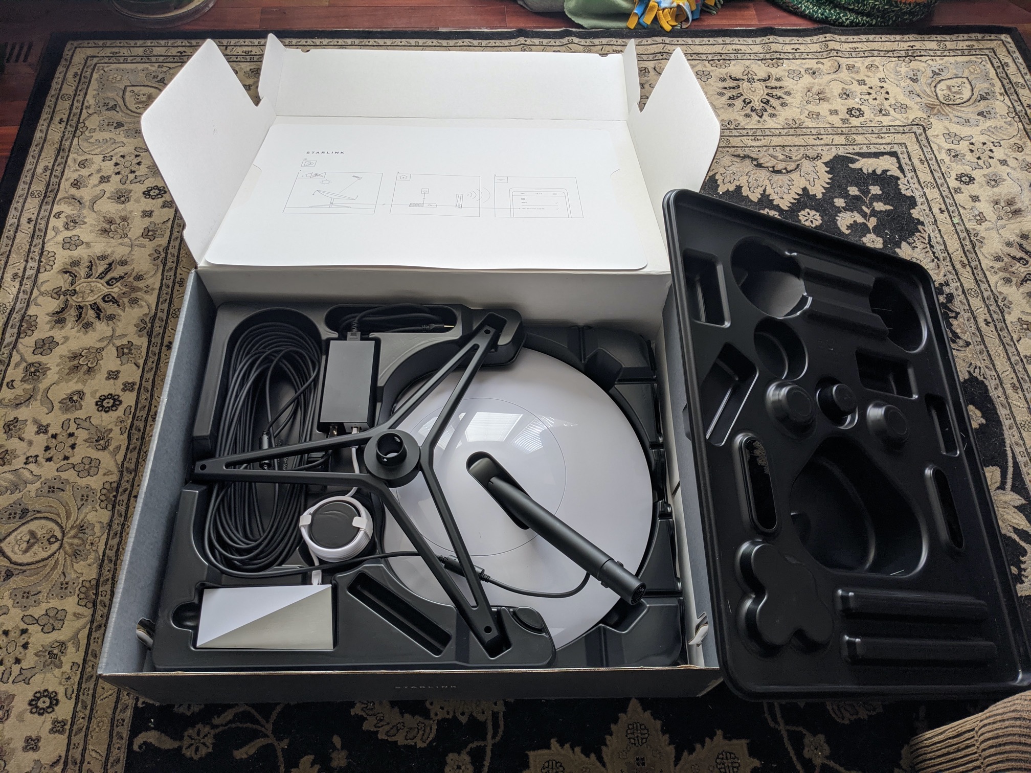 SpaceX Starlink users provide first impressions and unboxing pictures ...