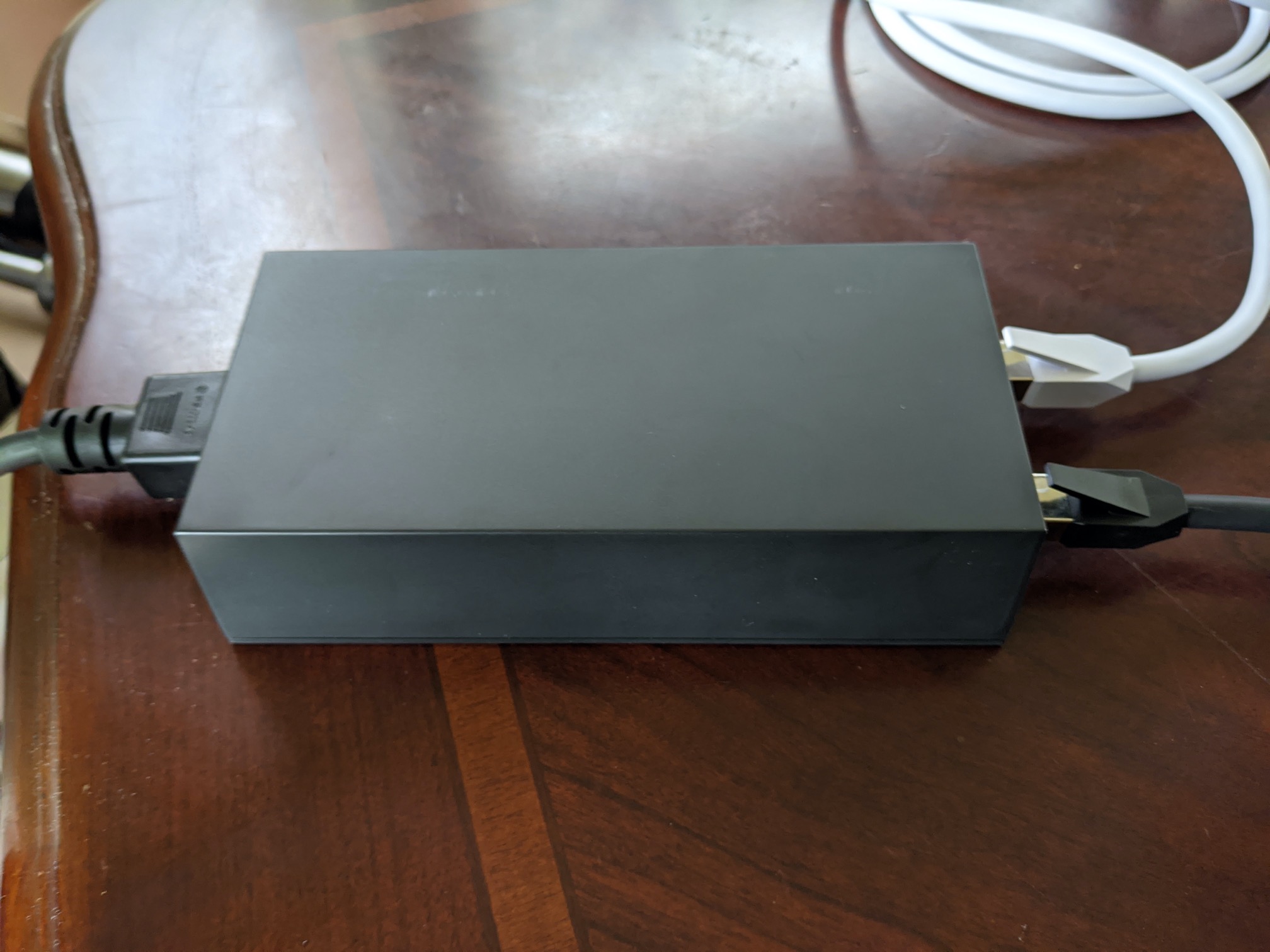 SpaceX Starlink users provide first impressions and unboxing pictures ...