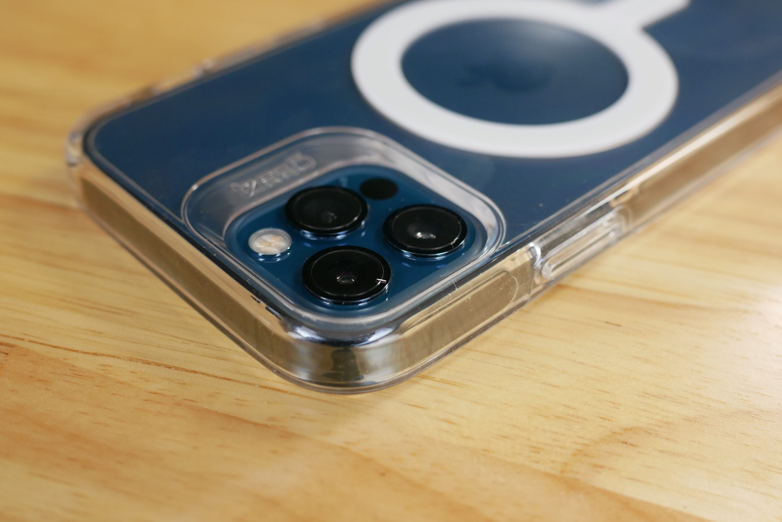 The best accessories and MagSafe gear for your new iPhone 12 - Ars Technica