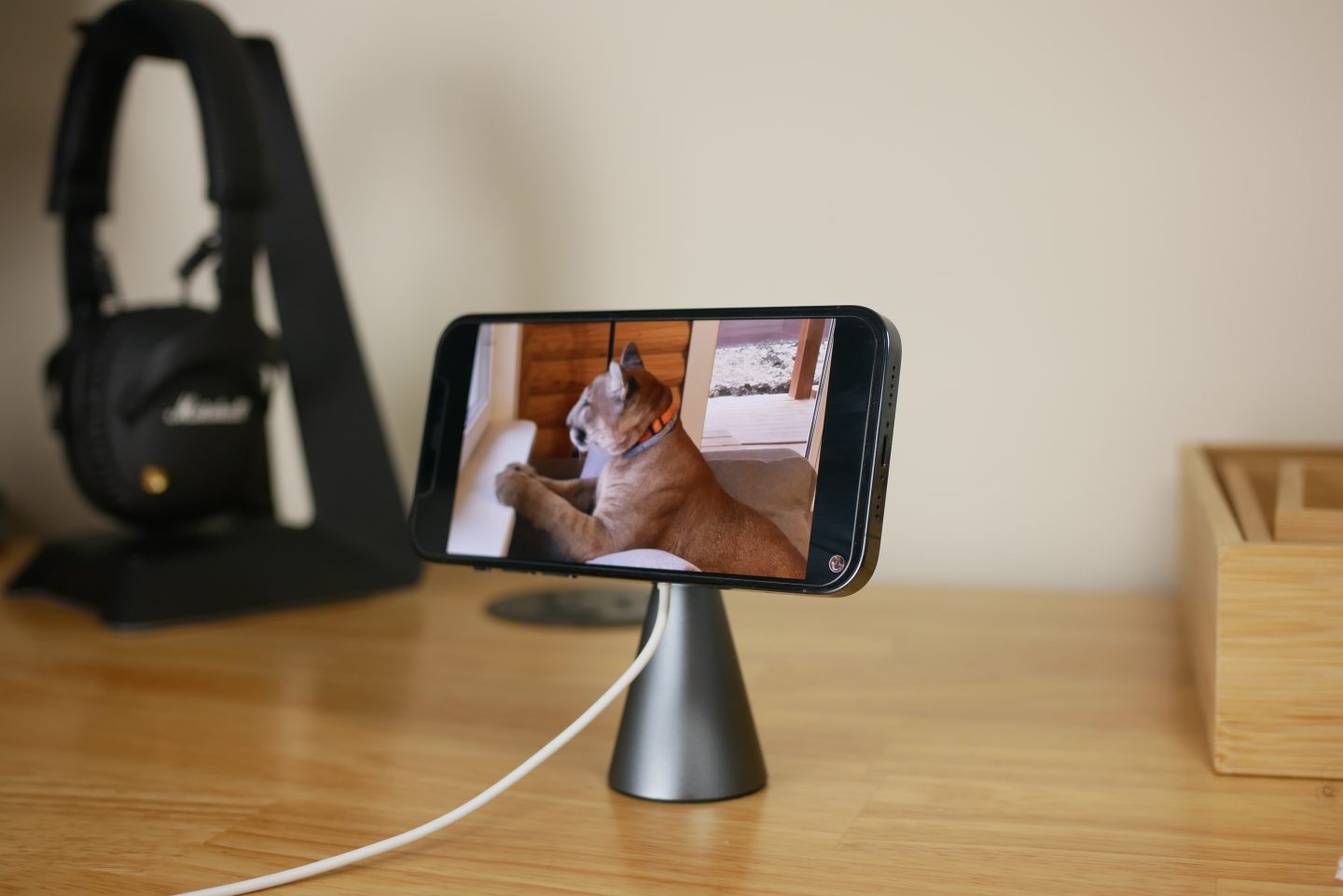 The best accessories and MagSafe gear for your new iPhone 12 - Ars Technica