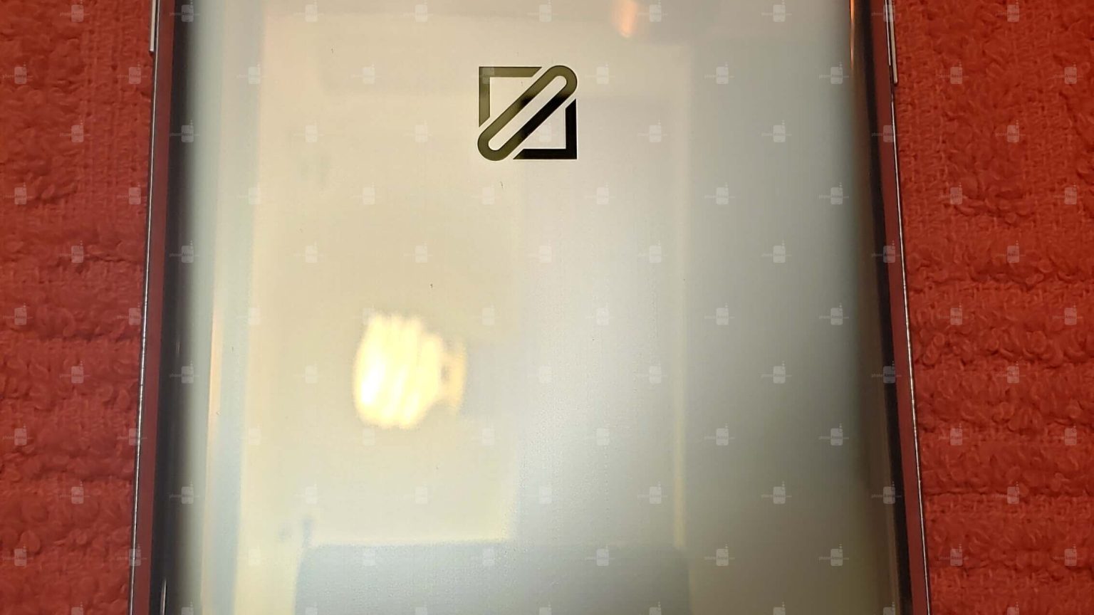 Get your first look at a OnePlus 9 prototype - Ars Technica