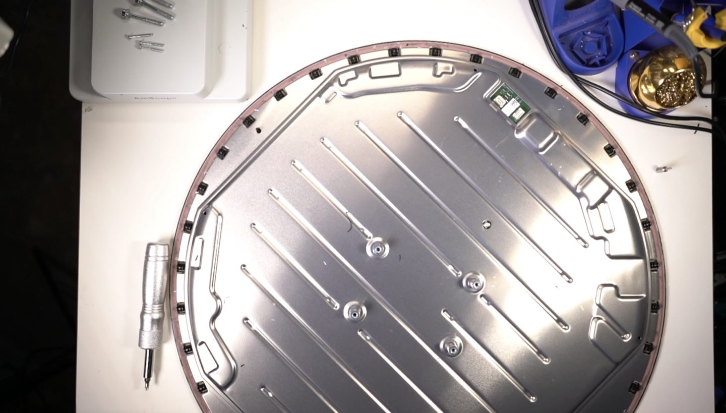 Teardown of “Dishy McFlatface,” the SpaceX Starlink user terminal - Ars ...