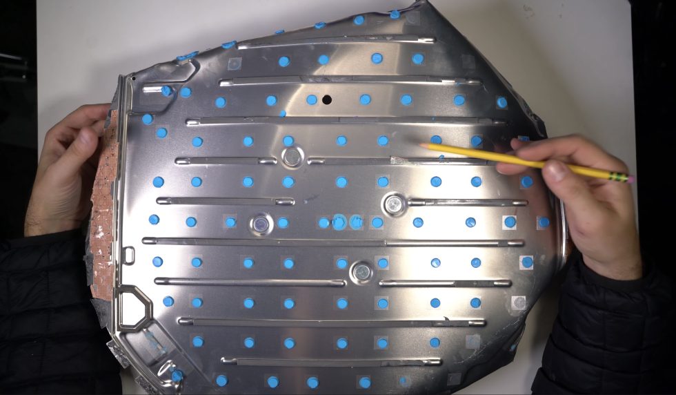 Teardown of “Dishy McFlatface,” the SpaceX Starlink user terminal - Ars ...