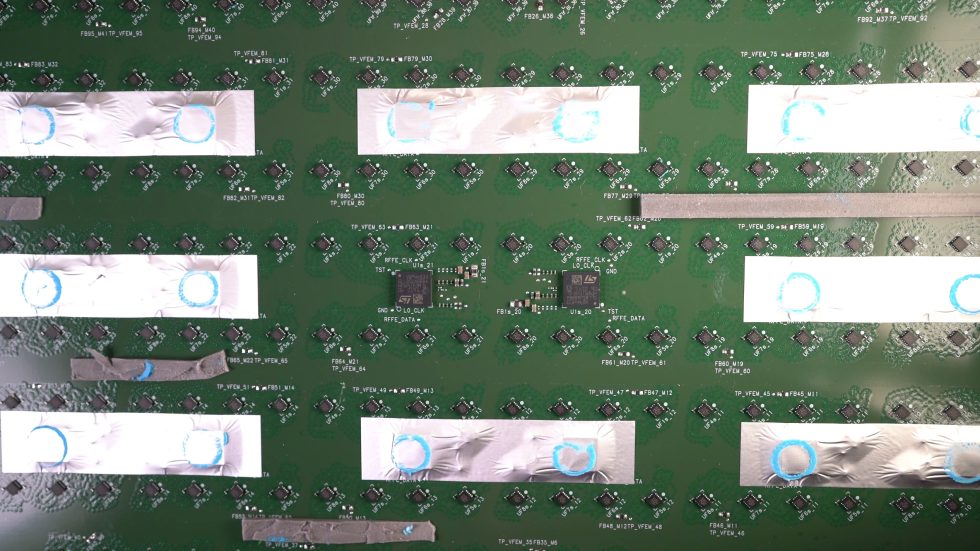 Teardown of “Dishy McFlatface,” the SpaceX Starlink user terminal - Ars ...