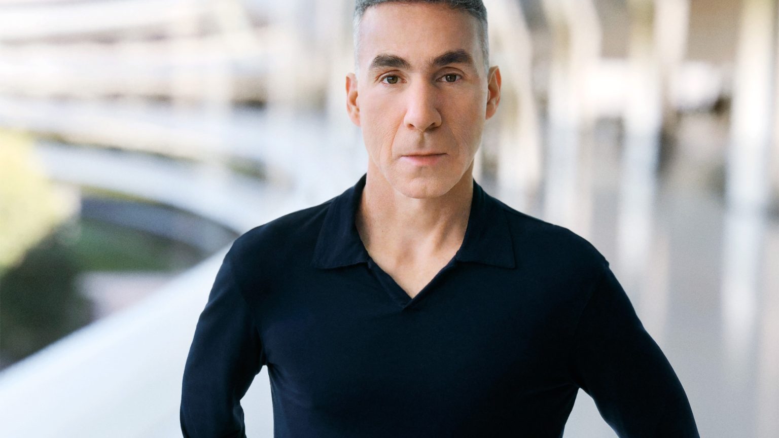 Former Apple hardware chief Dan Riccio is retiring - Ars Technica