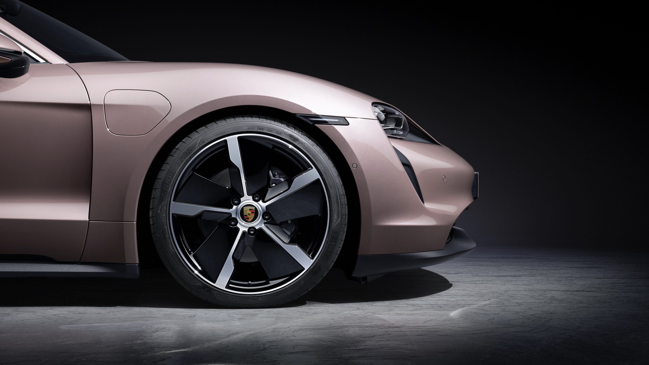 Porsche adds a cheaper lighter Taycan to its electric lineup Ars Technica