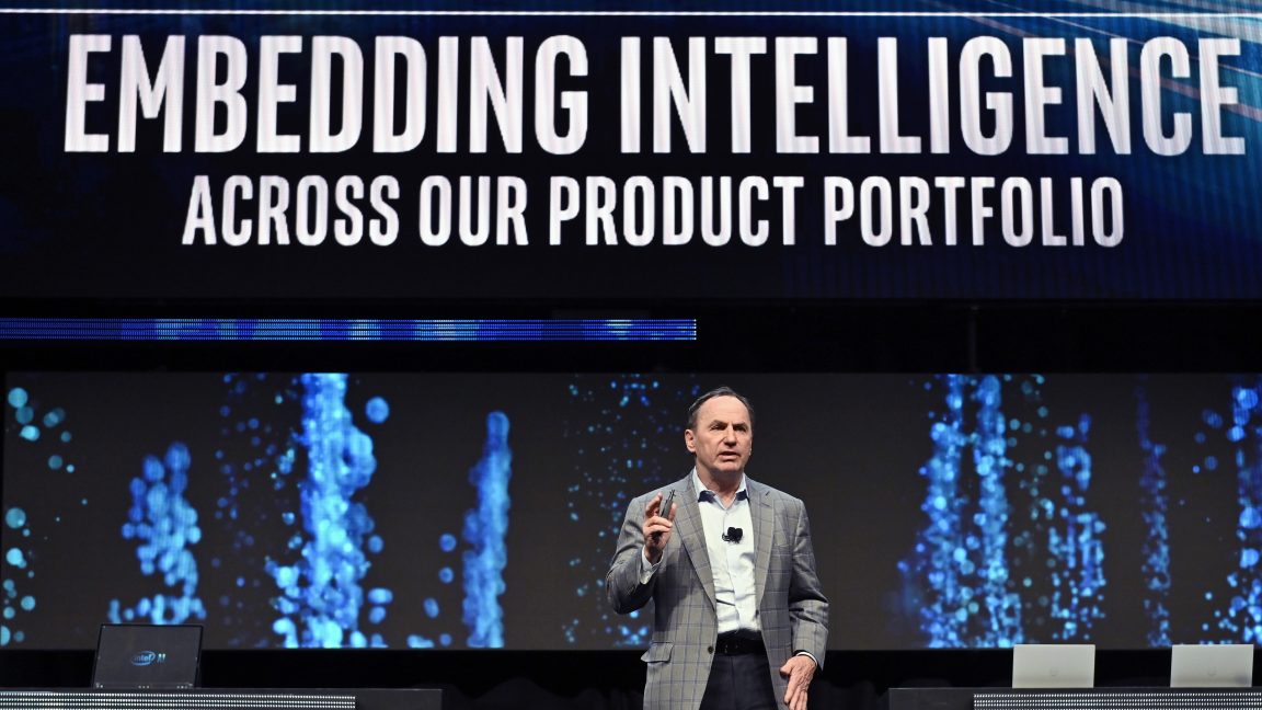 After corporate blunders and setbacks, Intel ousts CEO Bob Swan - Ars ...