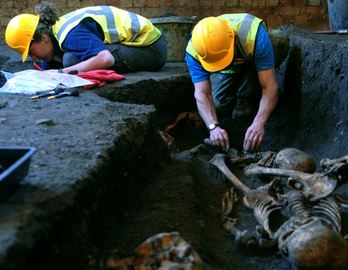 Written in the bones: Medieval skeletons tell story of daily life in ...