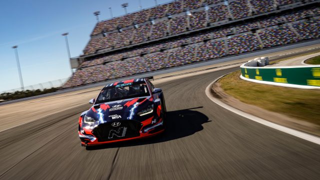 An electric race car has lapped Daytona for the first time - Ars Technica