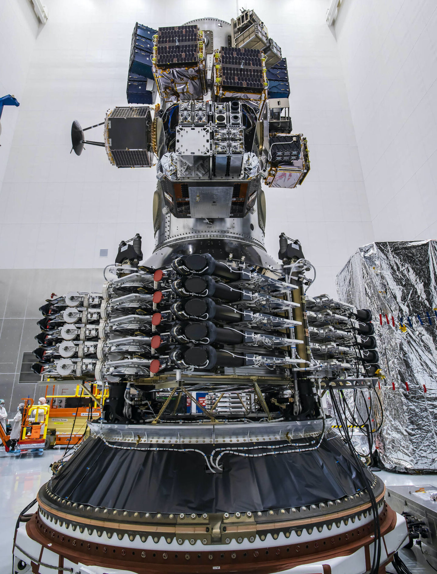 SpaceX Provides Laser Hyperlinks To Starlink Satellites To Serve Earth s Polar Areas Best News 