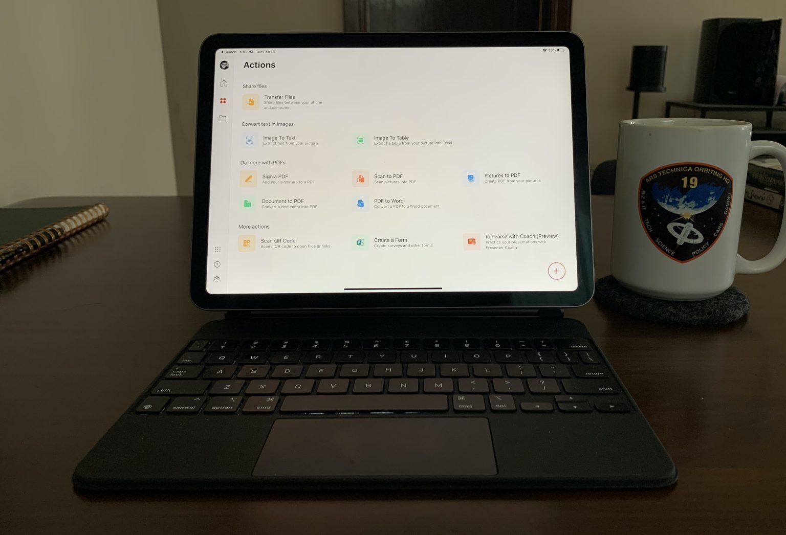 Microsoft releases new all-in-one Office app for iPads - Ars Technica