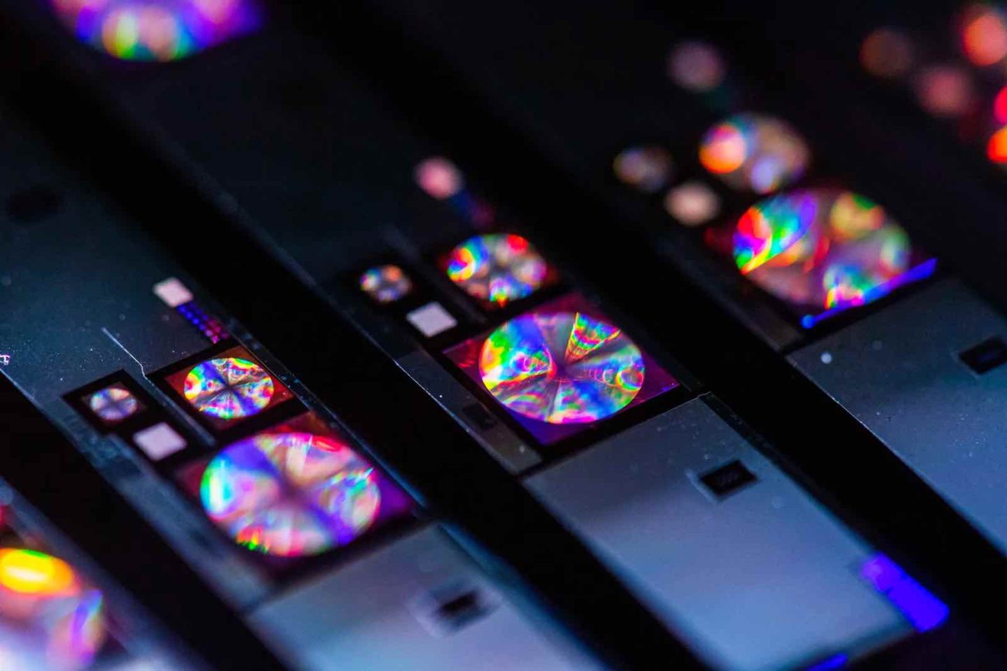 A new lens technology is primed to jumpstart phone cameras - Ars Technica